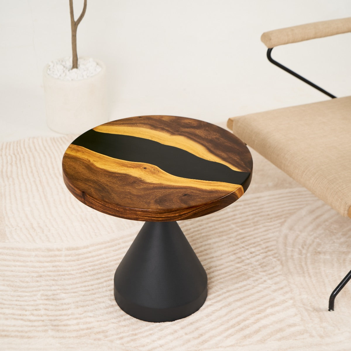 Round Epoxy Coffee Table 29" Diameter - Lumber Grand